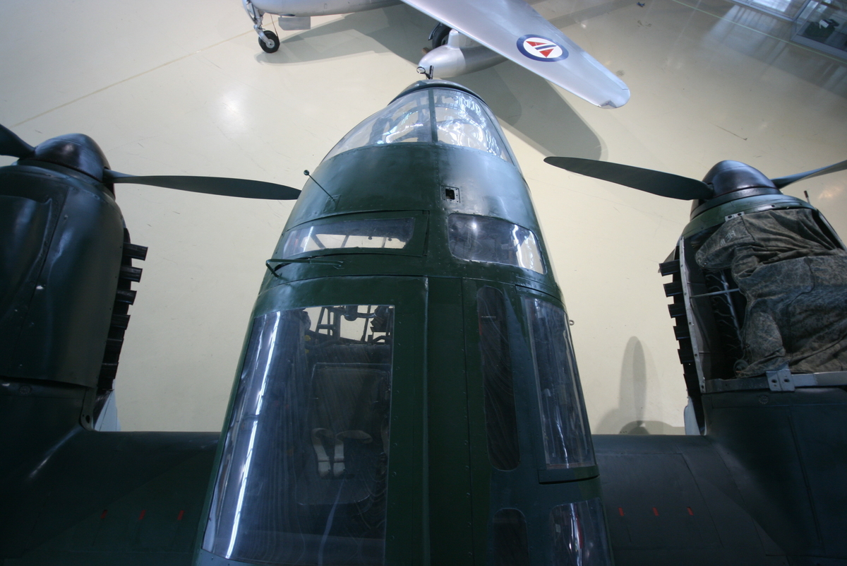 Bombefly - Forsvarets museer / DigitaltMuseum