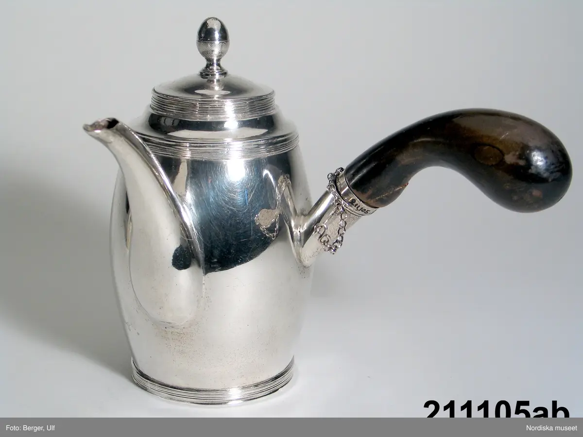 Kaffekanna - Nordiska museet / DigitaltMuseum